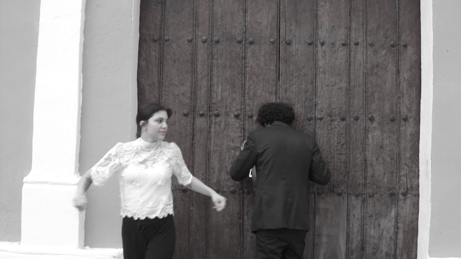 the disgusting bathroom of the psychiatric unit | QueUp